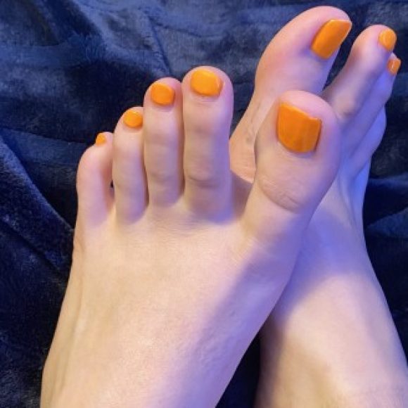 Jasmine – Feetify.com