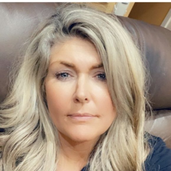 Joy Edwards – Feetify.com