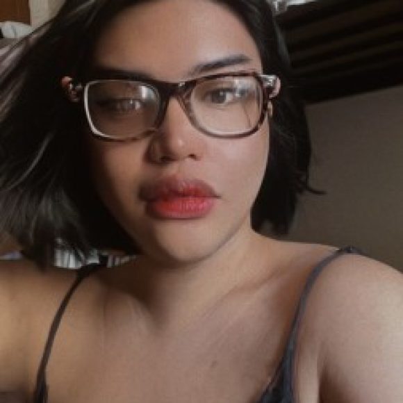 Kim Mia – Feetify.com