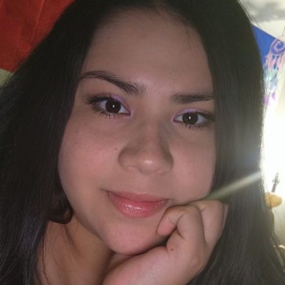 Traviesita – Feetify.com