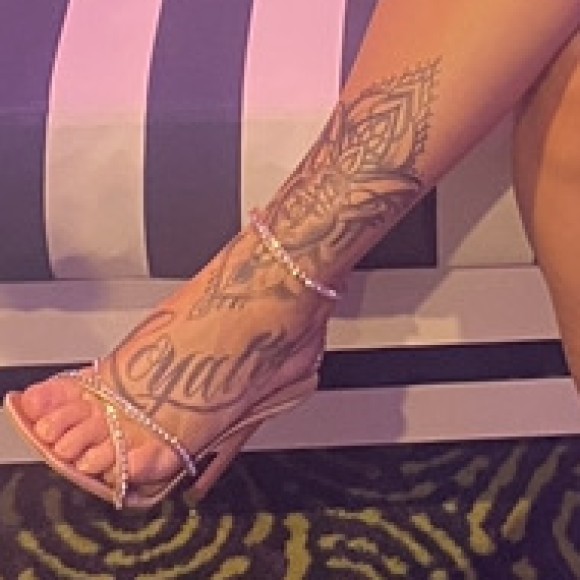 Maria – Feetify.com