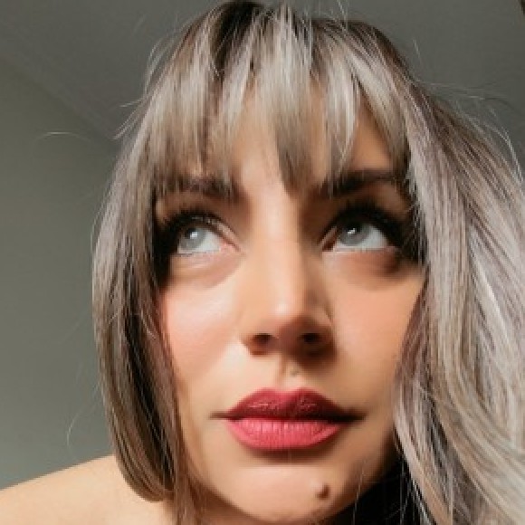 Photo – Media – Maria Souza – Feetify.com