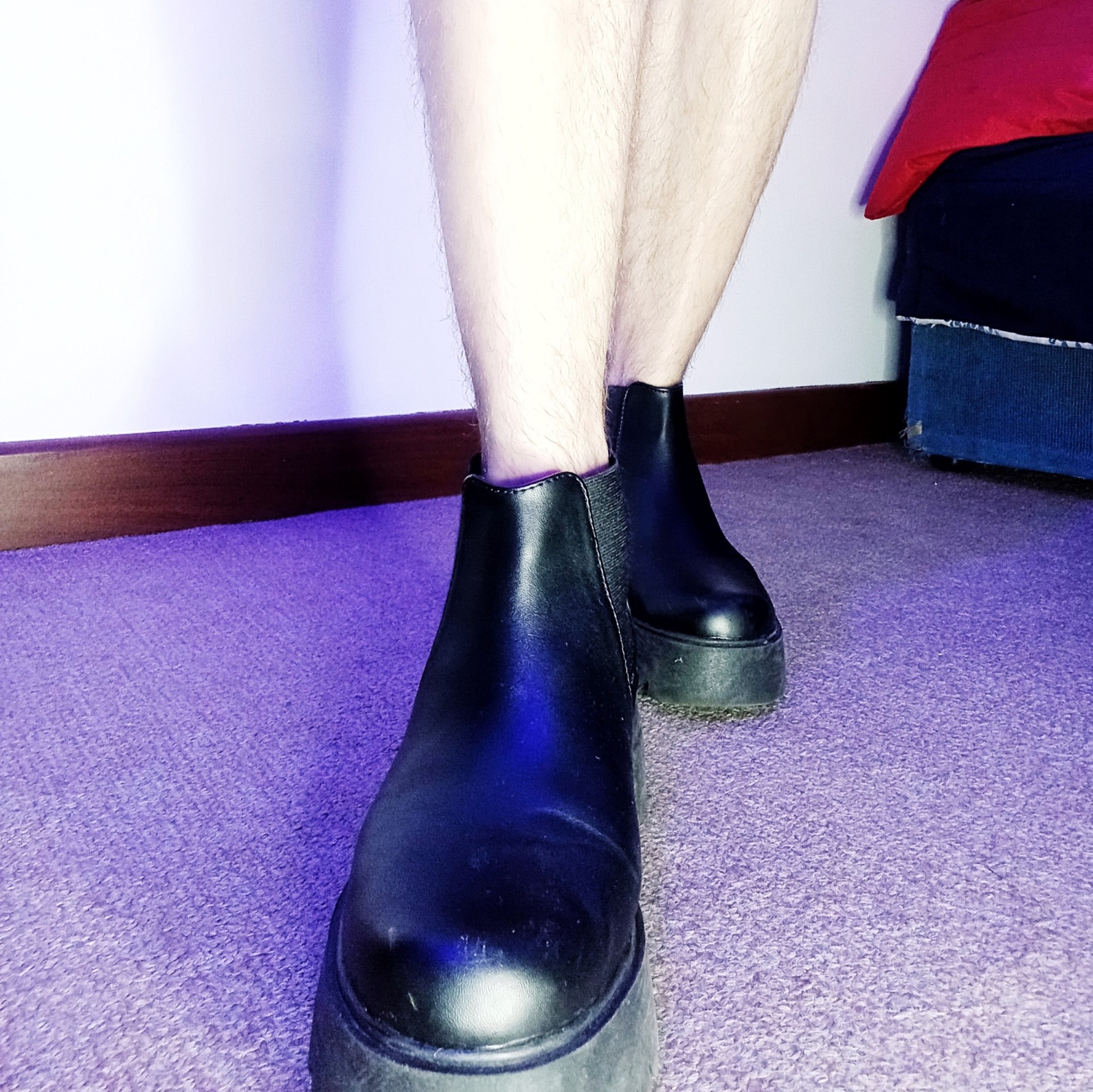 Luchia – Feetify.com