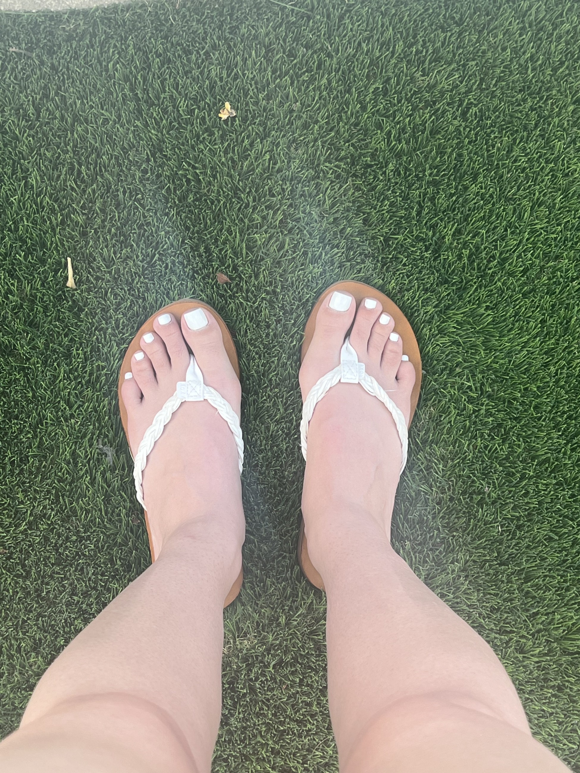 Melinda – Feetify.com